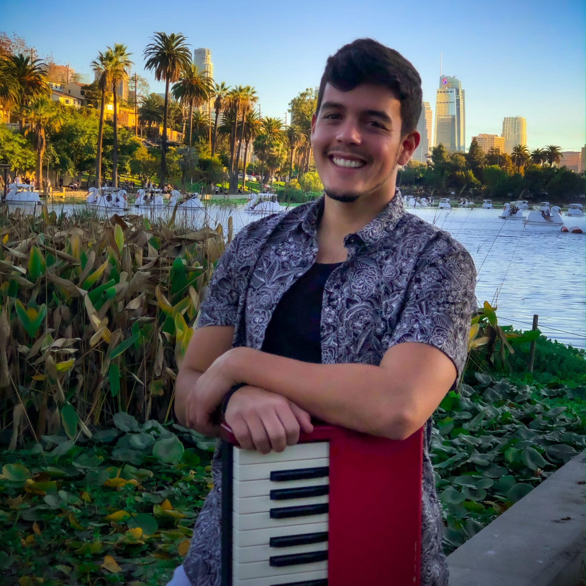 Henry Castro: El Productor Musical Venezolano que Participó en la Serie ...