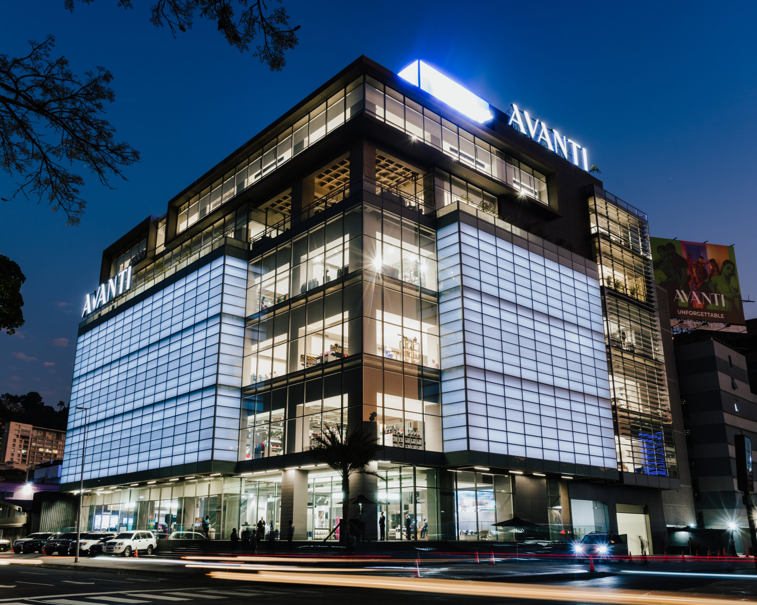 Avanti y Yaser Dagga Traen de Regreso las Black Bags - VIP