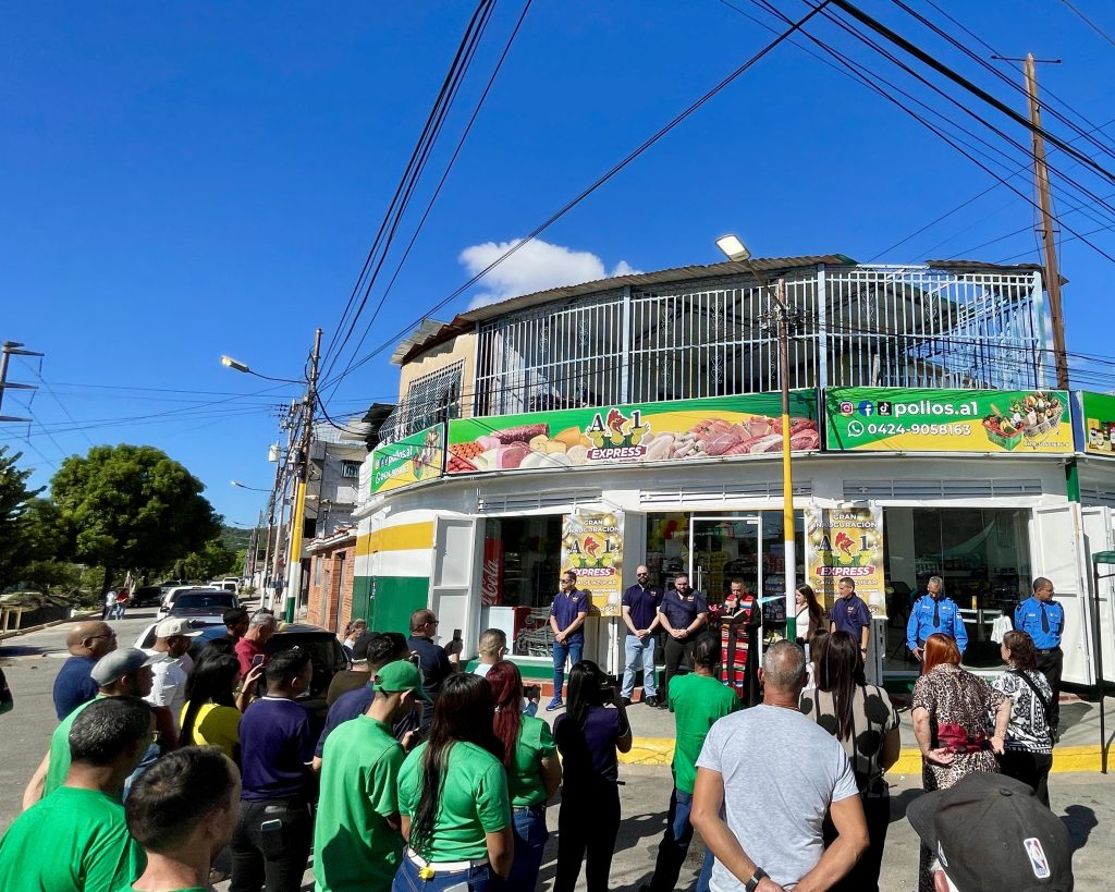 Pollos A1 expande operaciones a Linares Alcántara y Mario Briceño ...